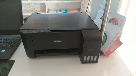 Epson 3100 printer srochna sotiladi