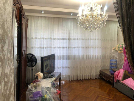 Срочно продам 3-х комнатную в Мирзо-Улугбекском районе возле метро БИЙ