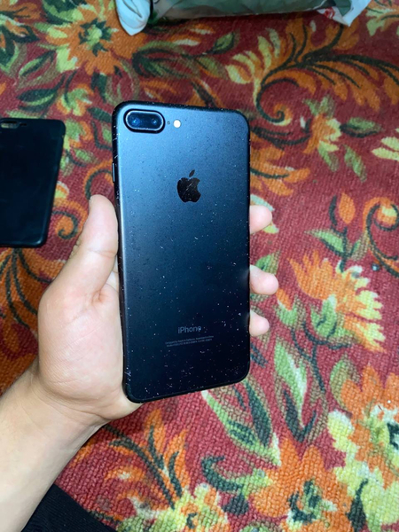 I phone 7 plus 128 GB