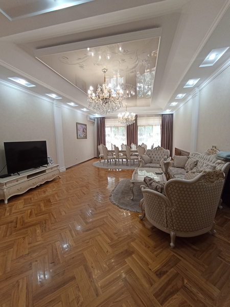 Сдам 2эт дом , гостиница Гранд Мир отель, метро Космонавтов