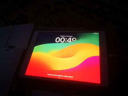 Ipad 8 avlod sotiladi 128 GB
