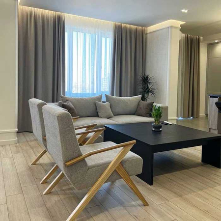 Срочно. Новостройка, 3 комнаты, Бузбазар