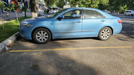 Tayota camry 40.