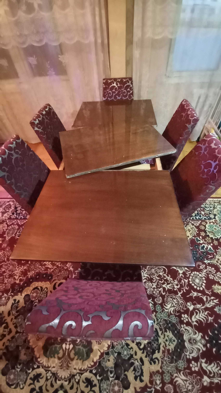 Стол + 6 СТУЛЬЕВ