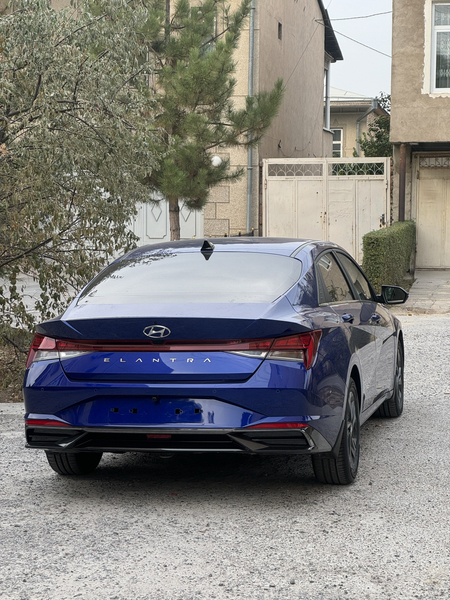 Hyunday elantra 2022 yil