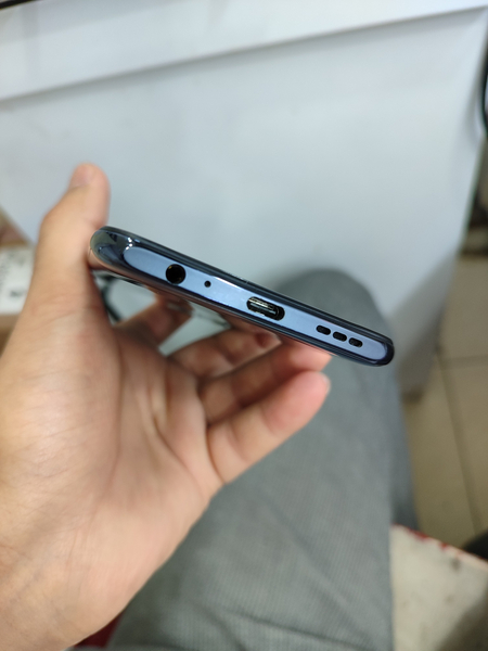 Redmi note 10 4/64 GB karobkali.