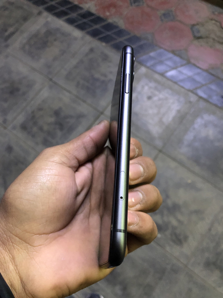 Iphone 11 sotiladi idiyal