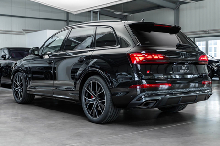 Audi Q7 55 TFSI quattro S-line из Германии