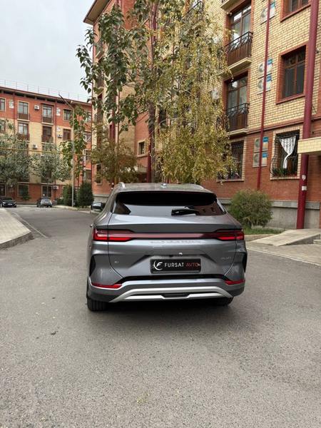 Byd song plyus champion 605