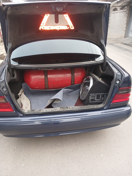 Мерседес бенц w210