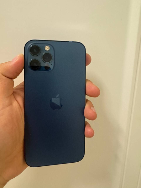 iPhone 12 pro sotiladi