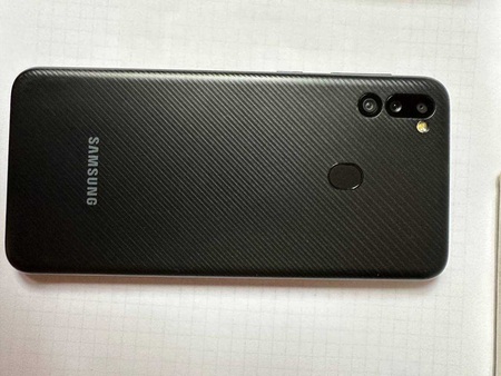 Samsung M21 4/64gb yangi