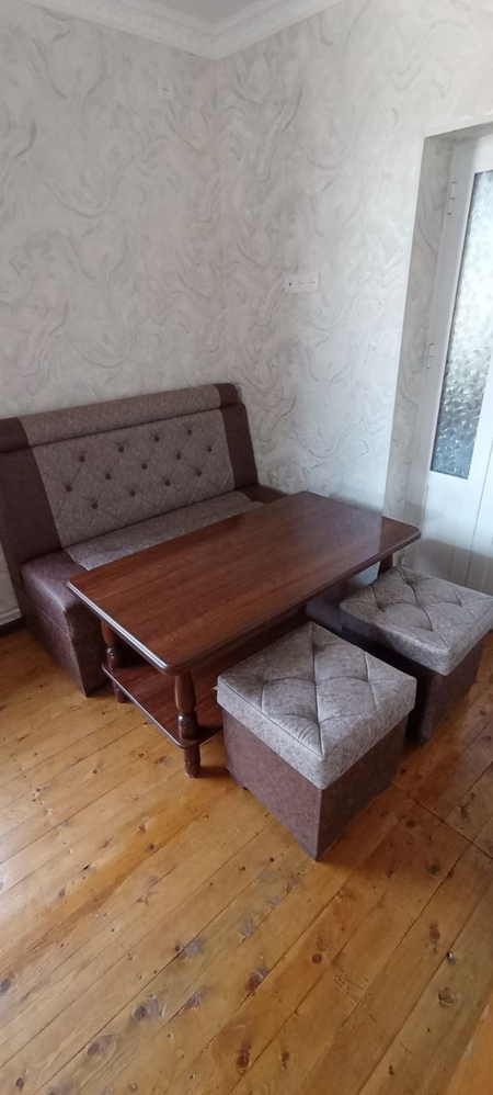 Ofisni mebel sotiladi