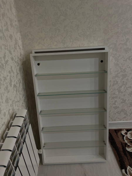 Podstavka dlya lak