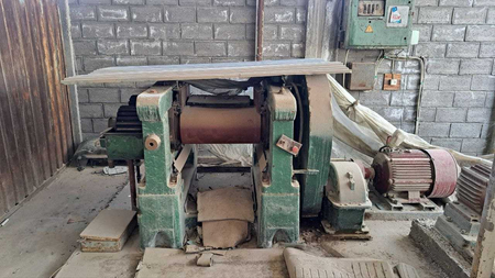 Remen ishlab chiqaradigan stanoklar sotiladi