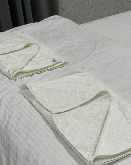 Era Hotel Mexmonxonasi.