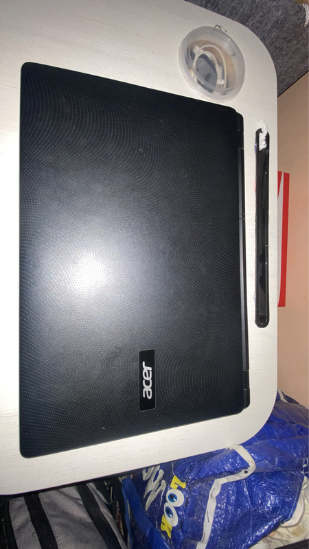 Srochno Acer notbuk