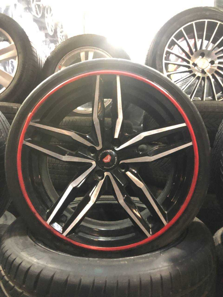 Balon diska R17 4x100 215/55ZR17