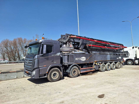 Автобетононасос HYUNDAI XCIENT KCP70ZS200