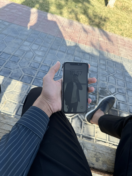 iPhone Xr oq fes tru ton yoq 128GB