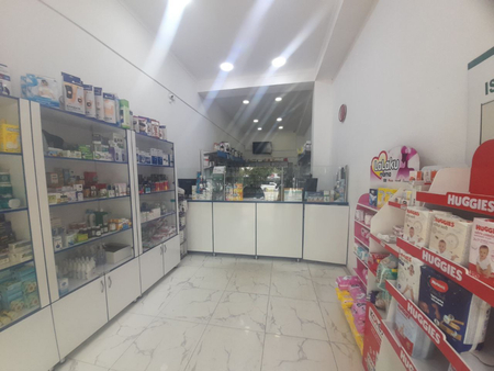 Apteka sotiladi 10000$