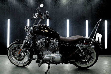 Harley Davidson XL 883L