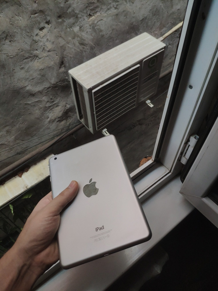 Apple lpad Air Space gray. Срочно!