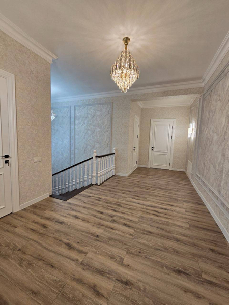 Продается 3 этажный дом площадью 2,8 соток по ул. Узбекистанская