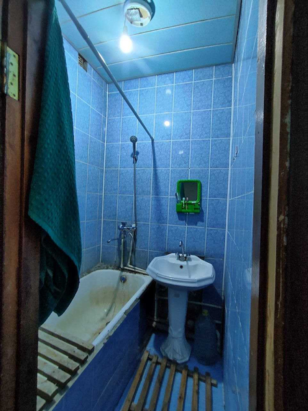 Продаётся 2х квартира на 2 этаж ор р ШАРК ГАСТРАНОМ