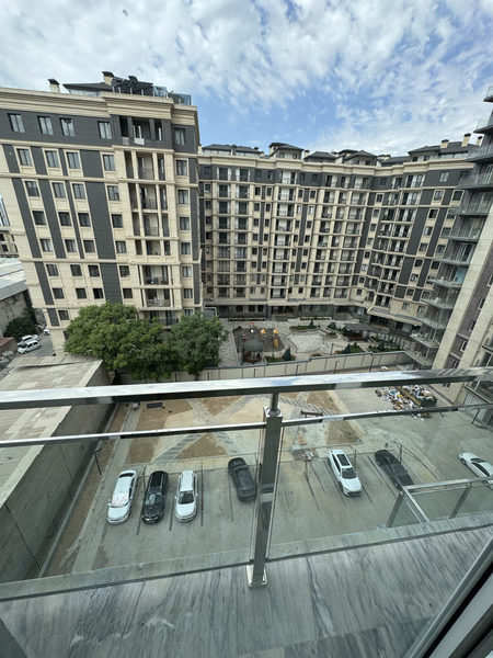 Новостройка в Zarafshan city с ремонтом 3/8/12