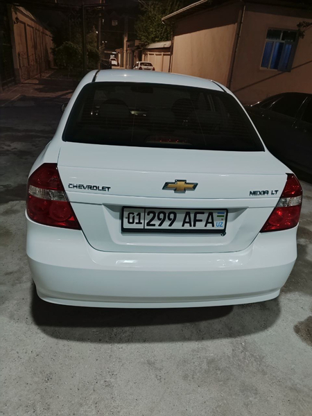 Продам нексия-3