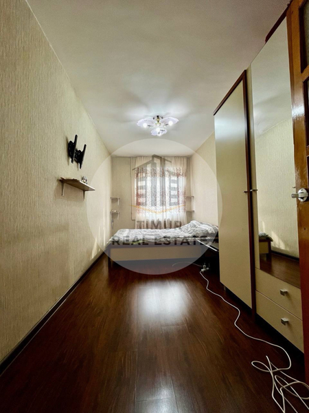 Продажа Максим Горький 2/3/5.  55м2 . Балкон 2х6