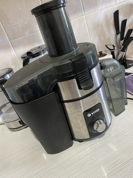 Соковыжималка  vitek