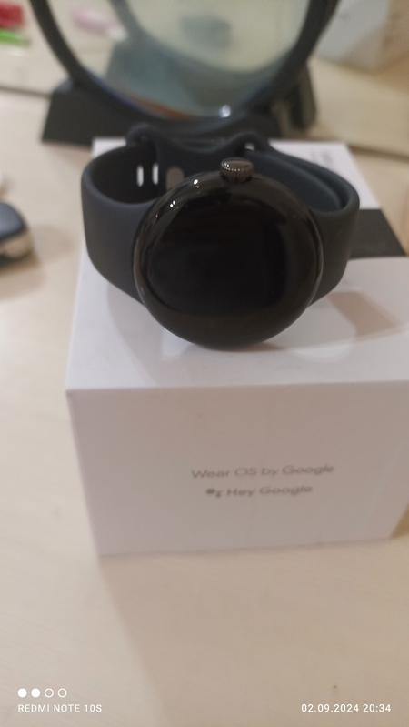 Часы Google pixel watch with Fitbit