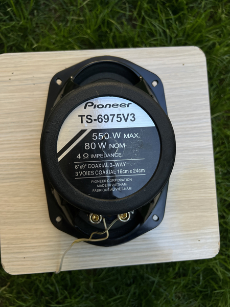 Pioneer 600w holati ideal ! Vietnam