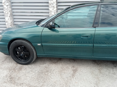 Opel omega 2001 год