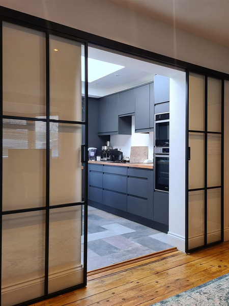 Loft surma eshiklar