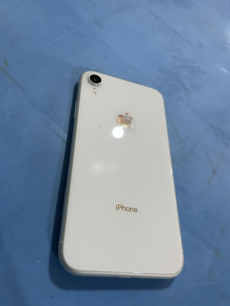 Iphone xr 64gb 80%
