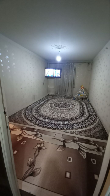 Sergeli 8 , 4 xonali do'm Srochni sotiladi 7- etaj