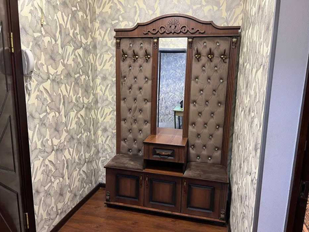 Аренда, Дархан, 2 комнатная, 2/2/9,  с ремонтом, 65м2, отдельный вход