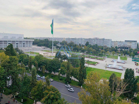Бунедкор м-ро Фурката ул.пресечение с пр-т Ислам Каримов 96 м² 3\9\12