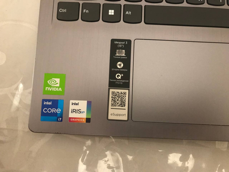 Lenovo I pad 3 sastayanasi zoʻr yangidek