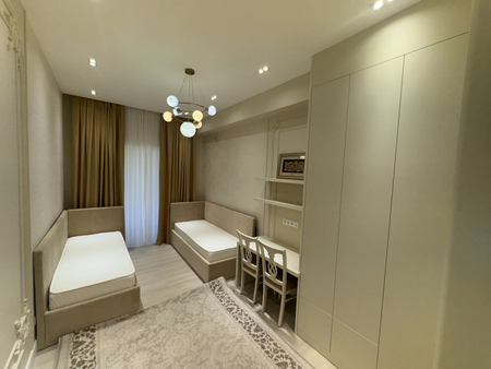 ЖК Казахстан аренда 3 х комнатная Lux Comfort
