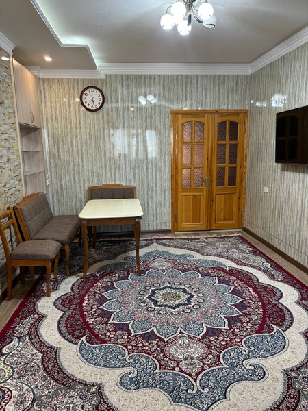 Bankovskiy Dom. Kvartira.   Toshkent Shahar. Medgorodok.