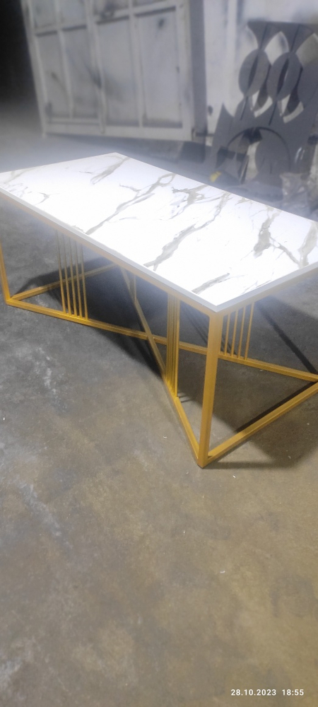 Jurnalniy stolik LOFT