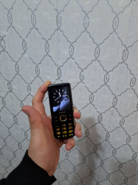 Nokia 6700lar classic