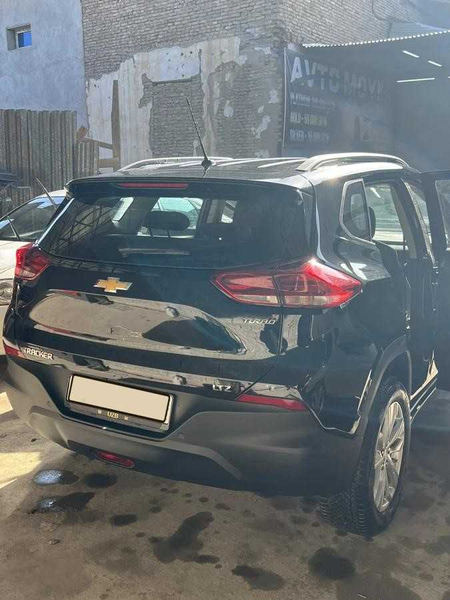 new 2023 TRACKER LTZ plus arenda s vikupga beraman