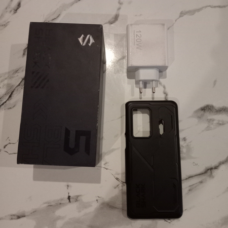 black shark 5 8/128 Gb