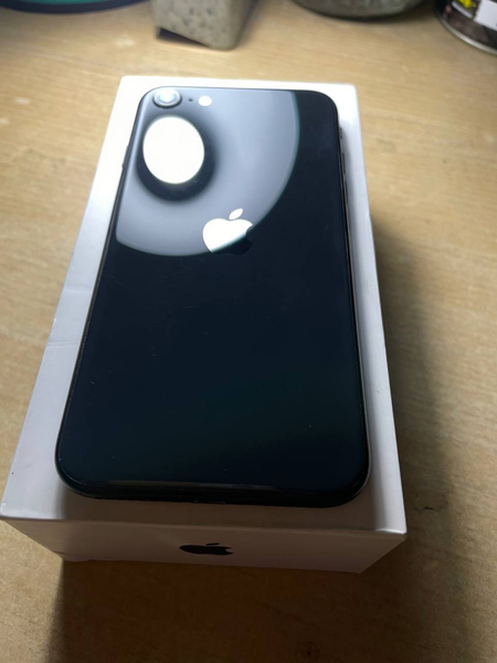 iPhone se2020/64gb