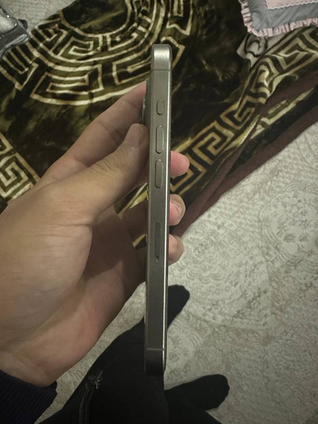 Iphone 15 pro 256 natural